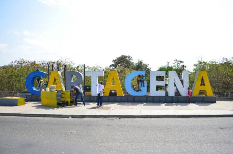 Cartagena tiene su letrero turístico en la vía Perimetral: Cartagena ...