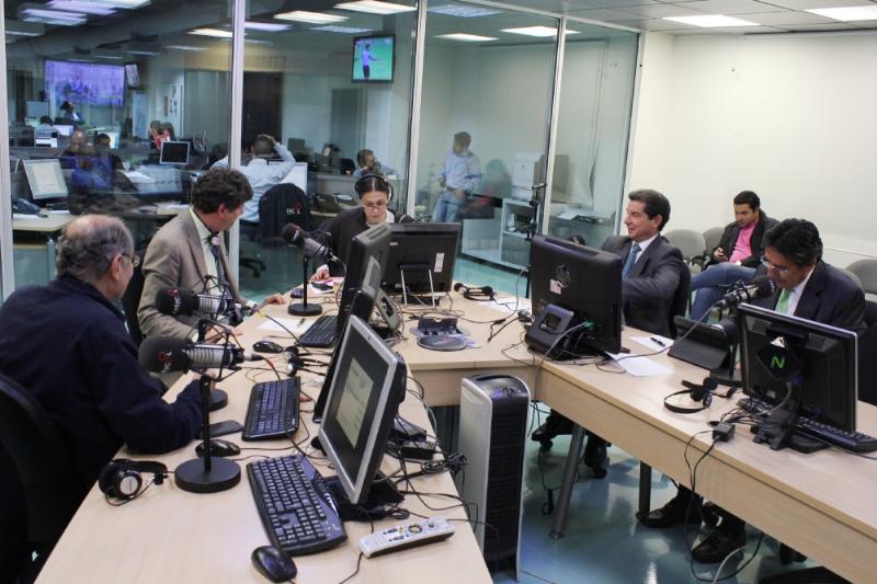 Panelistas debate Hora 20 del jueves 31 de octubre | Fotogalería | hora ...