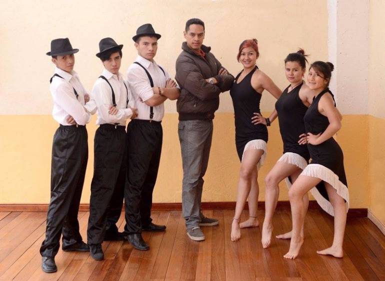 'Tangolaria', la academia de tango en un colegio de Bogotá | Actualidad ...