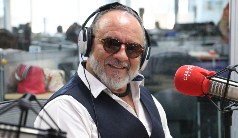 Cesar Mora presenta su nueva obra ‘El Puesto’ | Dos y Punto | Caracol Radio