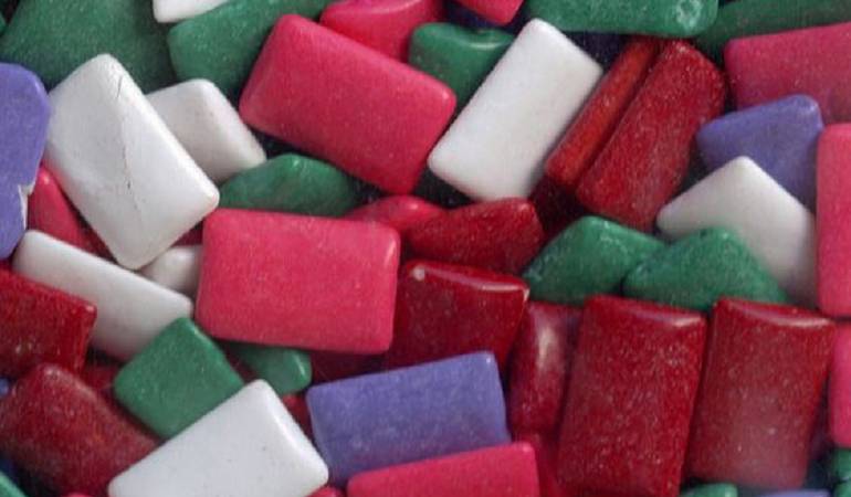 Qué pasa si tragamos un chicle: Qué hay detrás del mito de tragarse los ...