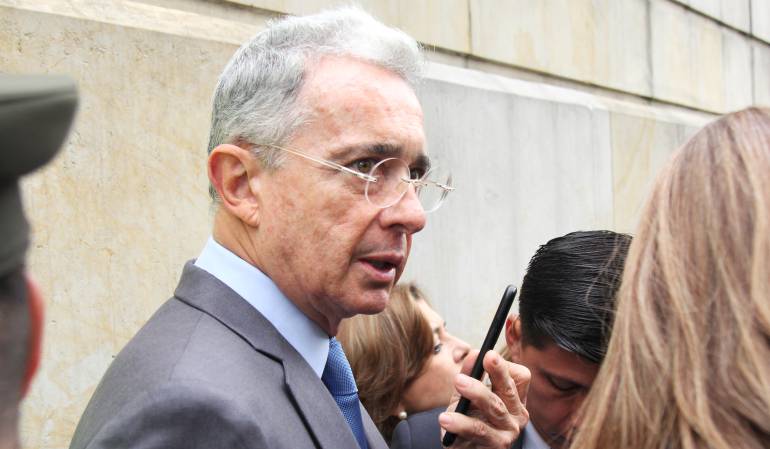 Ex Presidente Uribe Pide A Fiscalía Investigar Filtración De