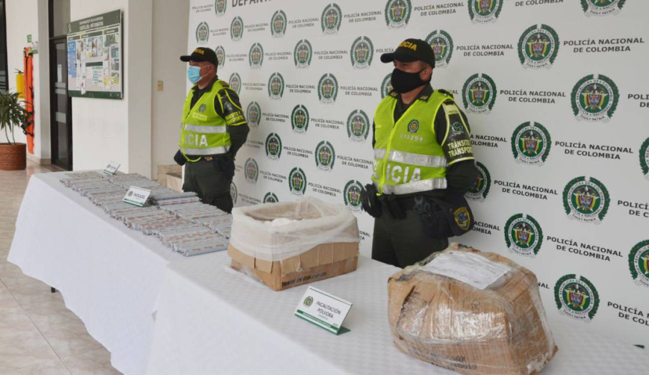 explosivos indugel incautados en un camión en Medellín Carmen Atrato ...